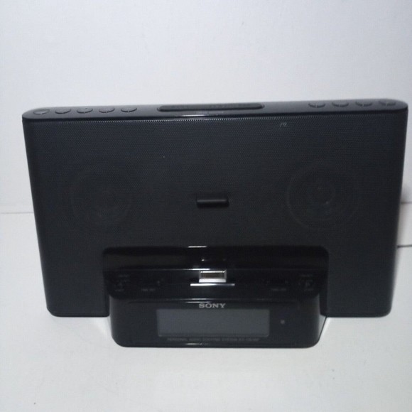 Sony | Other | Sony Icfcsip Am Fm Dream Machine Ipod Dock Black Model ...